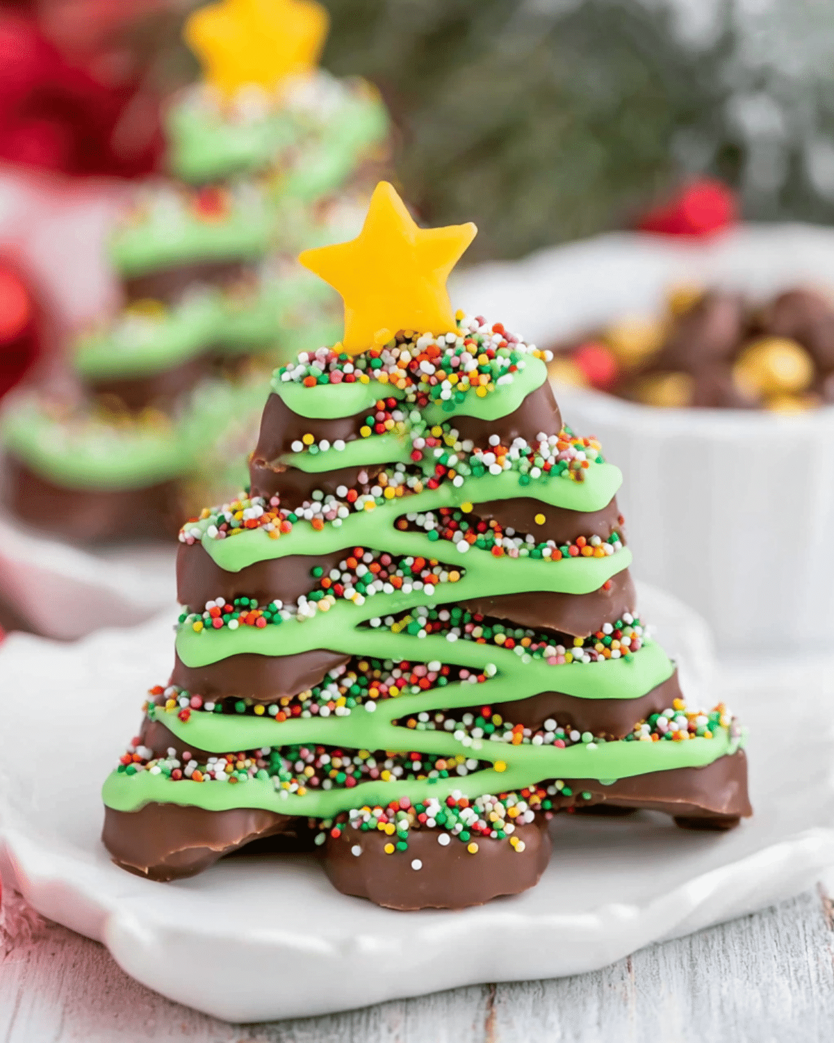 REESE'S Christmas Tree: A No-Bake Holiday Favorite to Make