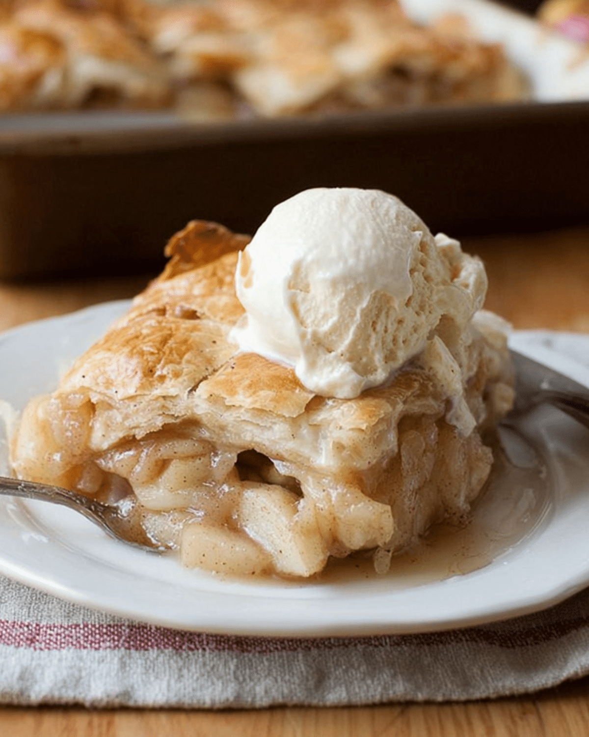 Sheet Pan Apple Pie Recipe – Best Party Pie for Fall (2025)