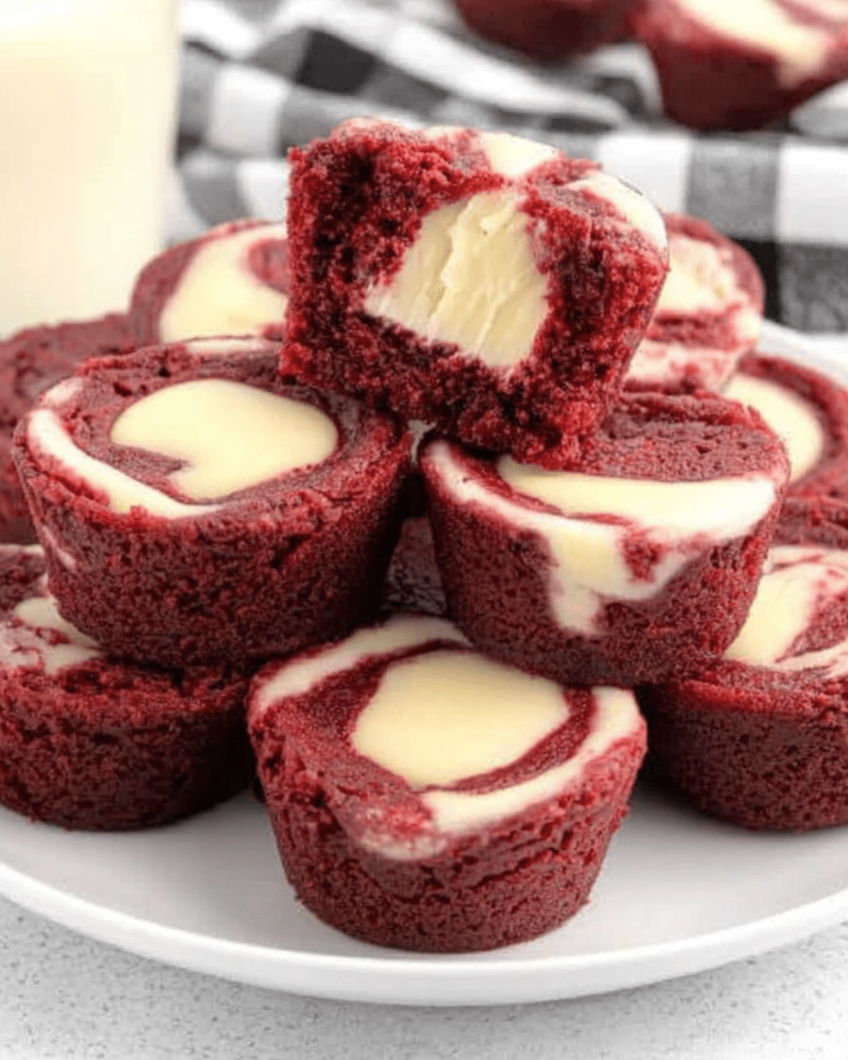Mini Red Velvet Cheesecake – The Best 3-Step Recipe