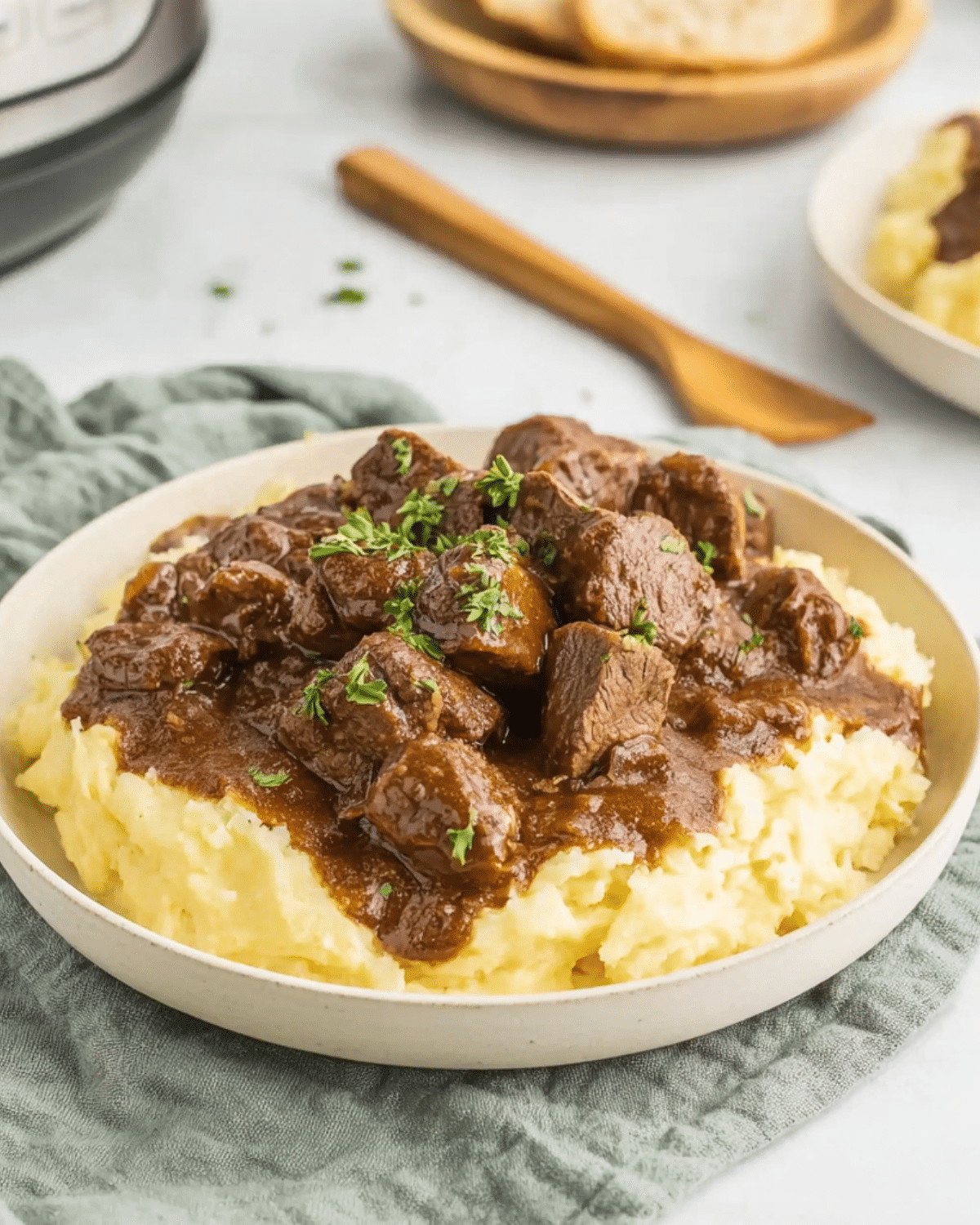 Slow Cooker Beef Tips – The Best Comfort Meal (2026)